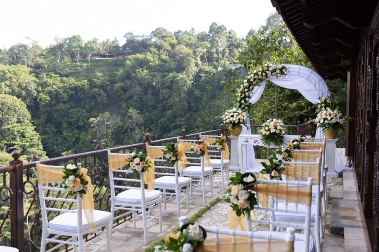 Special Intimate Romantic Small Bali Wedding Packages - Bali Moon Wedding